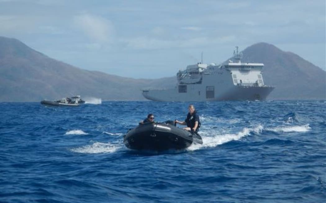Multi national military team fixes buildings in Vanuatu | RNZ News