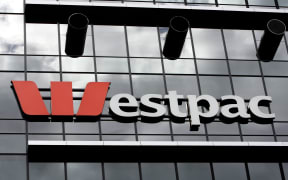 Eftpos issues hit NZ Westpac customers | RNZ News