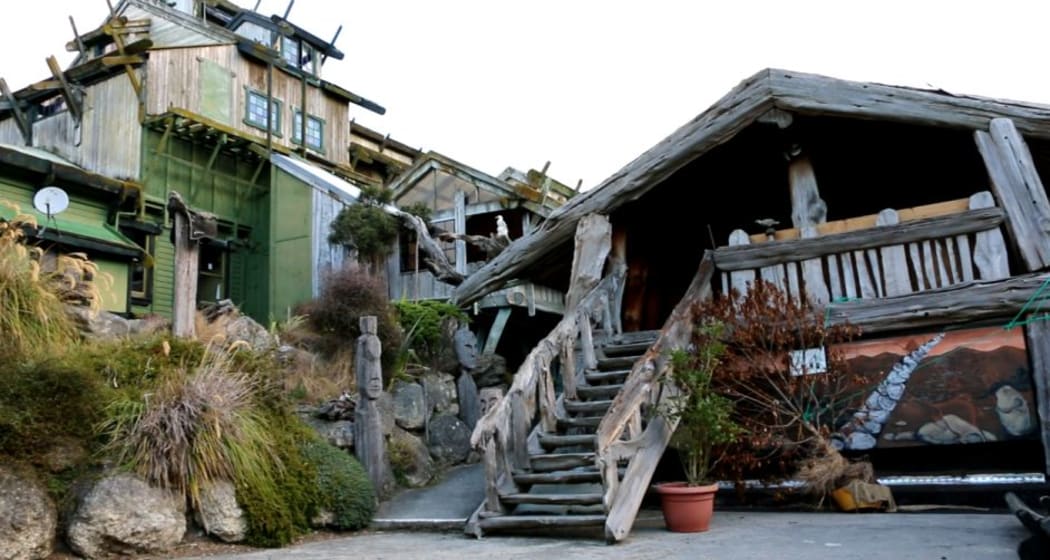 Tapu Te Ranga Marae founder Bruce Stewart dies | RNZ News