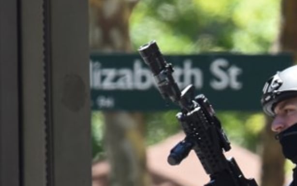 Sydney siege: 'We should have gone in earlier' | RNZ News