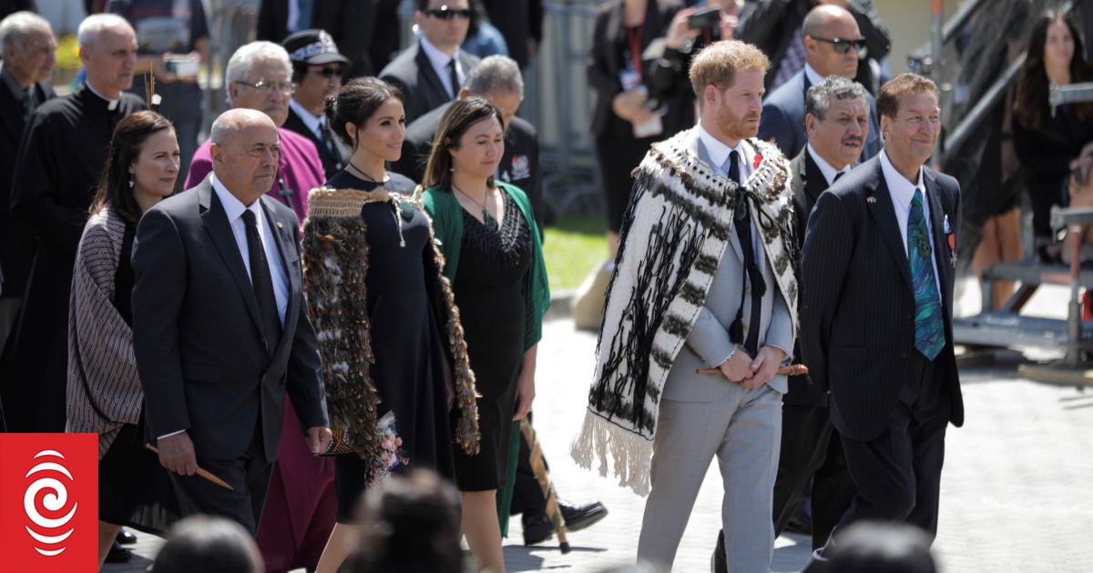 What Pākehā can learn from tikanga Māori: a panel discussion | RNZ