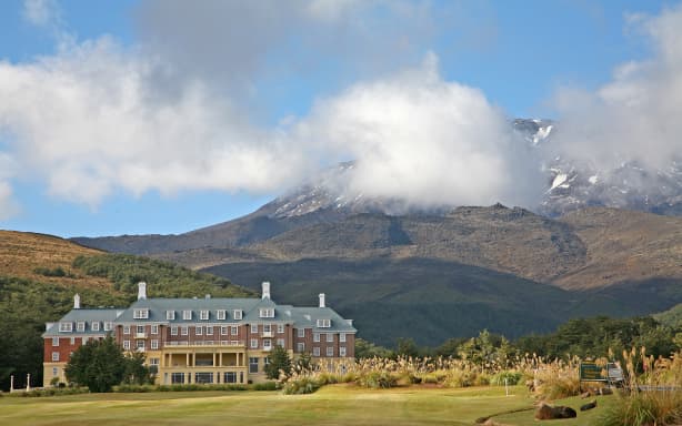 Why are some of our most famous buildings just sitting empty? | RNZ