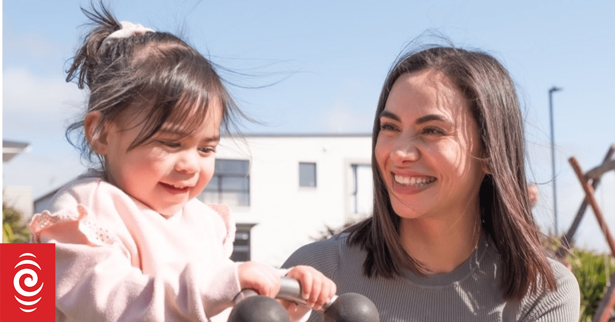 Aucklanders rate quality of life high, but down on previous years | RNZ ...