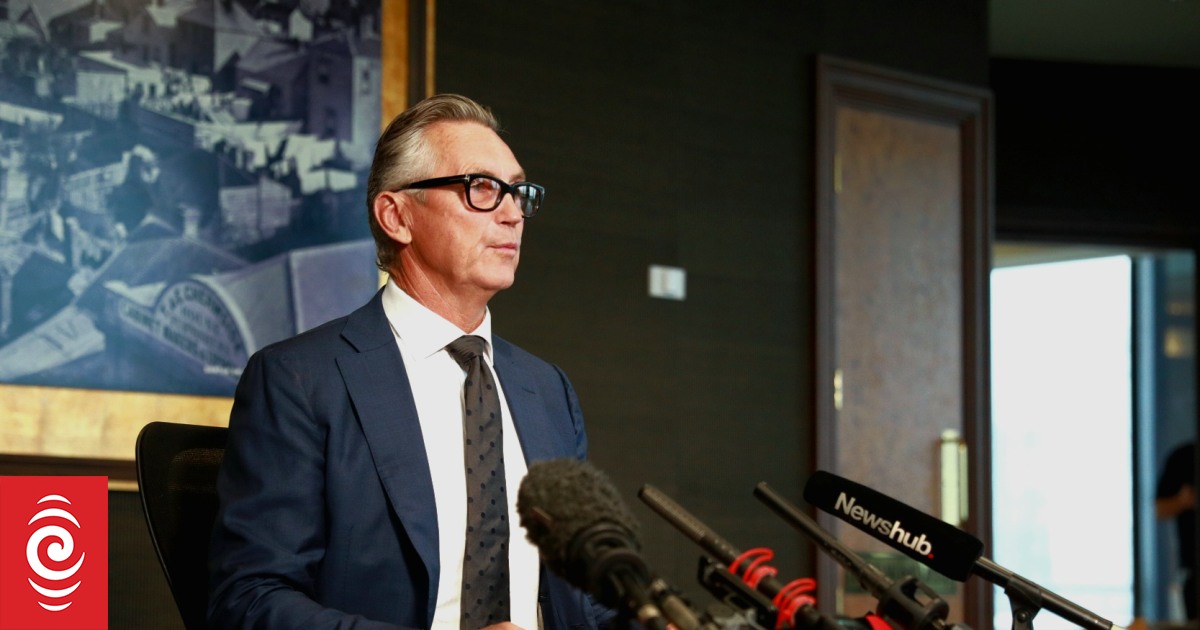 Mike Bush details critical report on Auckland flood response | RNZ