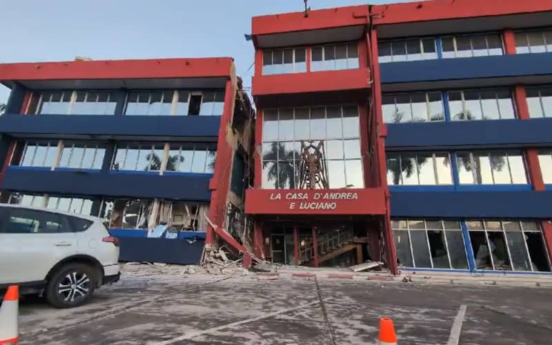 Vanuatu quake: Missing MFAT staff found safe, NZ offers search and ...
