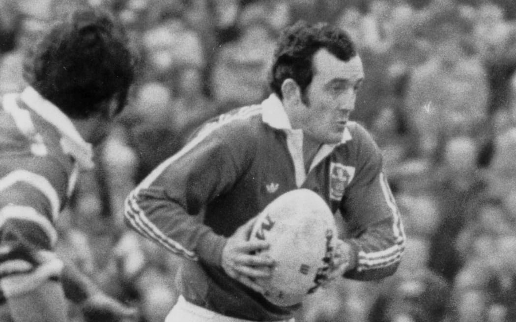 Wales legend Phil Bennett dies | RNZ News