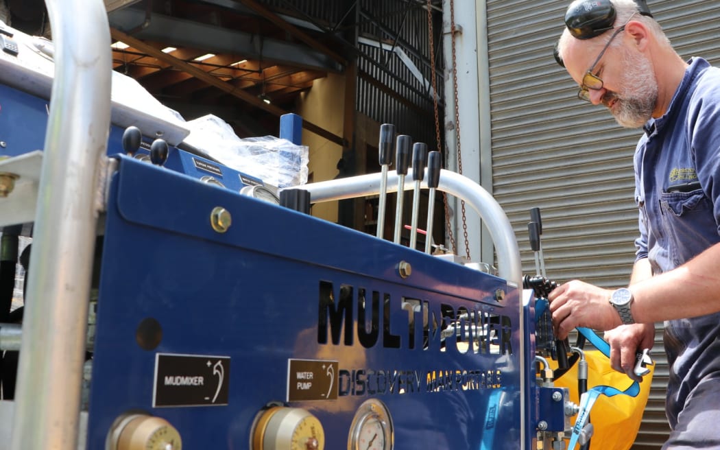 Kiwi scientists involved in drill to uncover secrets of Antarctica's ...