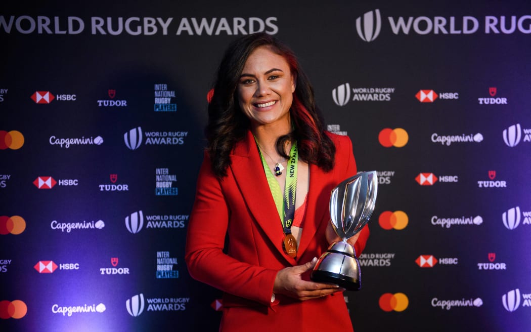 Black Ferns star Ruby Tui receives new Rugby World Cup gold medal | RNZ ...