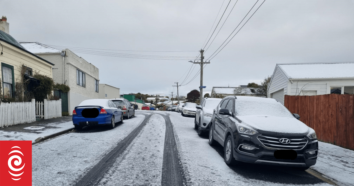 Dunedin snow and roads update | RNZ