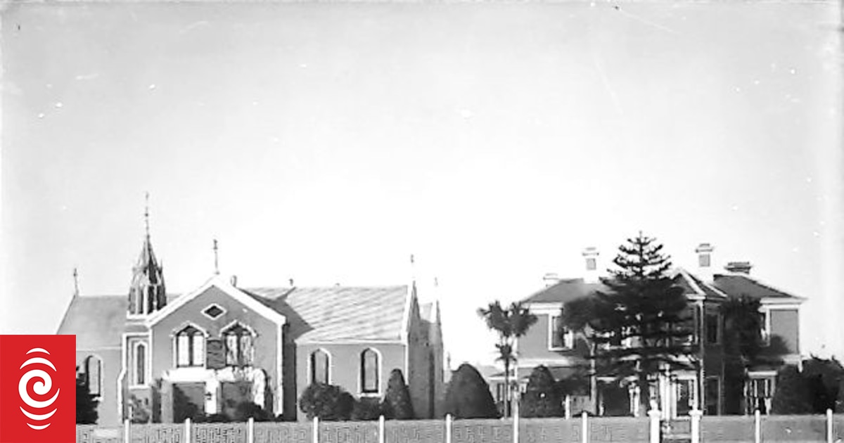 Invercargill couple celebrates platinum wedding anniversary | RNZ