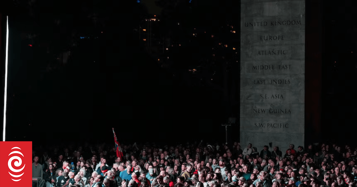 Police charge man over booing at the Anzac Day dawn service in ...