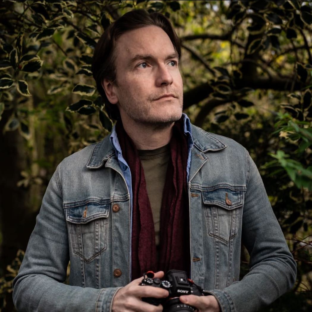 Model Strangers: Virtual people watching | RNZ