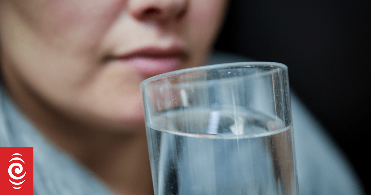 West Coast awaits further tests as residents face boiling water until ...