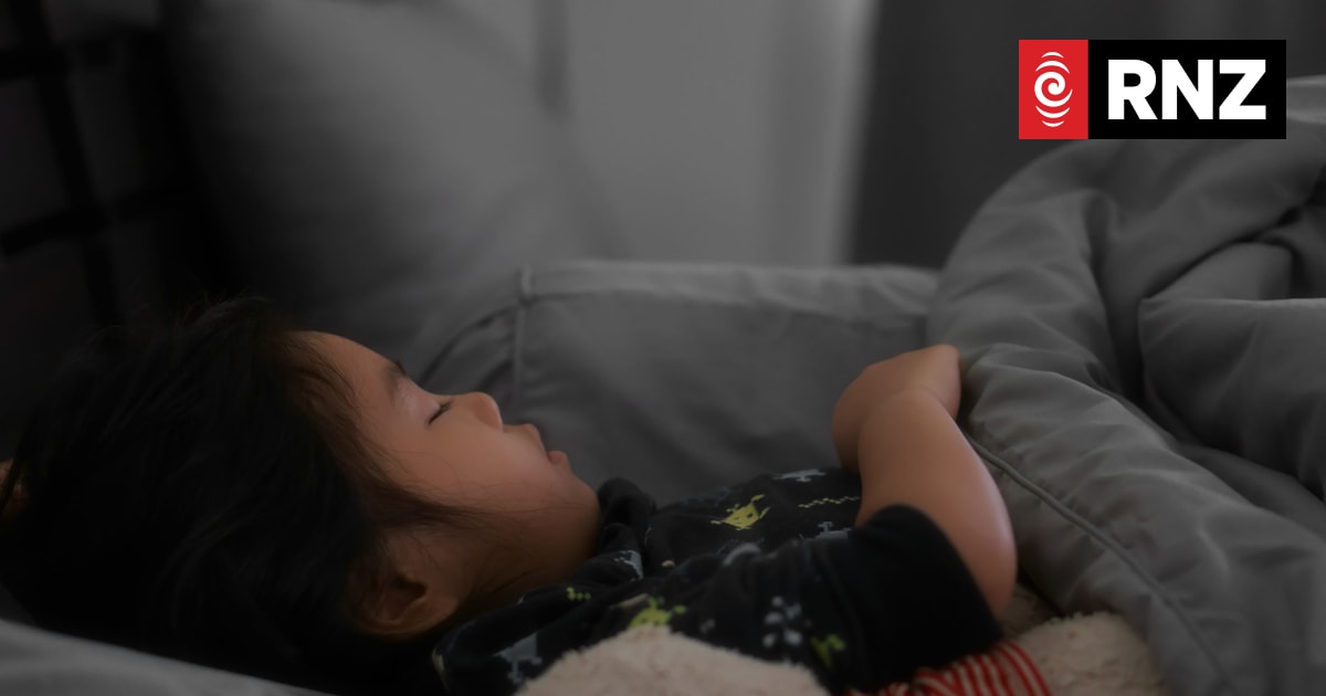 Did the kids stay up late in the holidays? 3 ways to get sleep routines ...