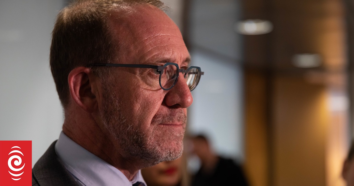 More than 6300 healthcare workers join NZ workforce | RNZ News