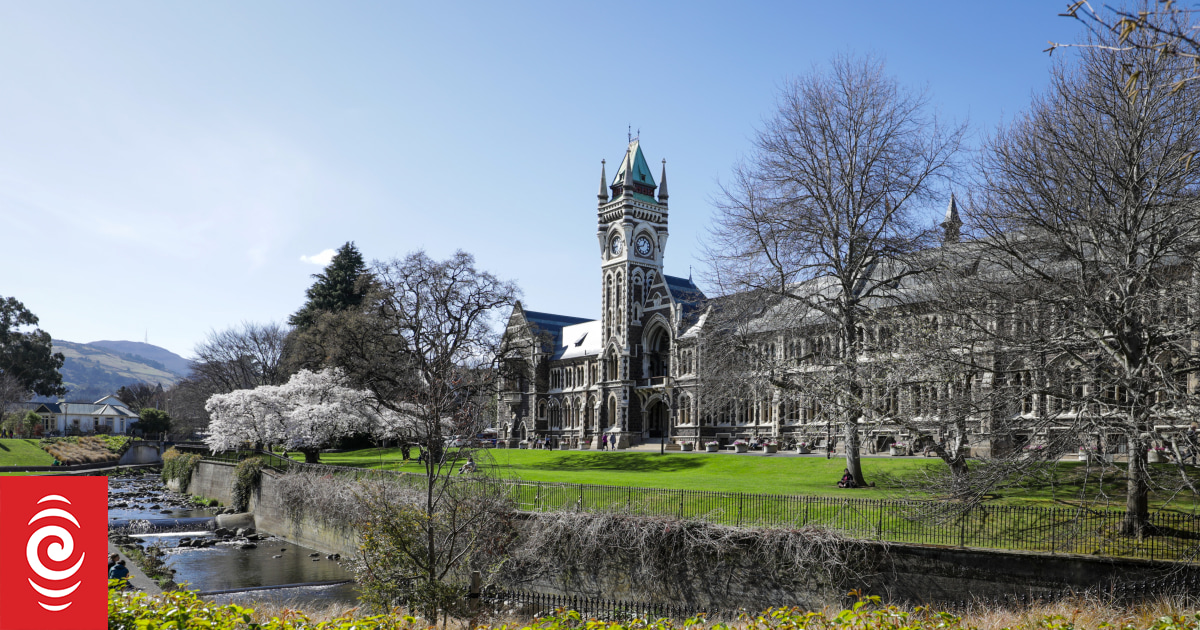 The Pre-Panel with Ruth Money and Simon Wilson | RNZ