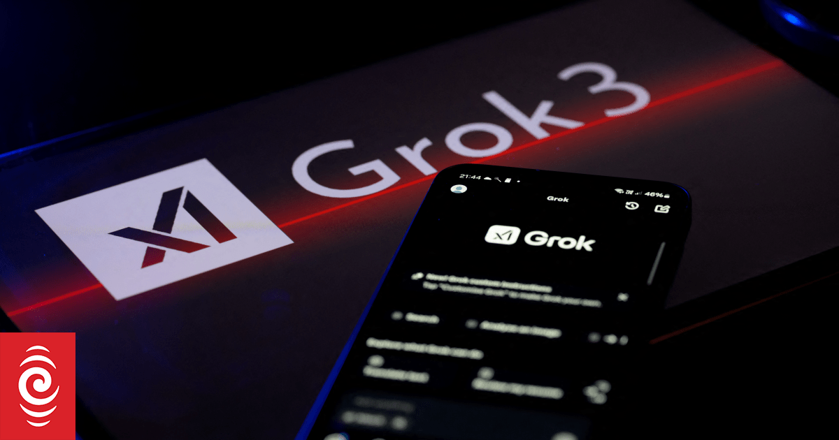 Elon Musk launches 'scary smart' AI chatbot | RNZ News Elon Musk launches 'scary smart' AI chatbot | RNZ News