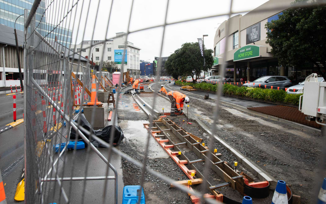 Businesses fail to get Thorndon Quay upgrades put on hold | RNZ News