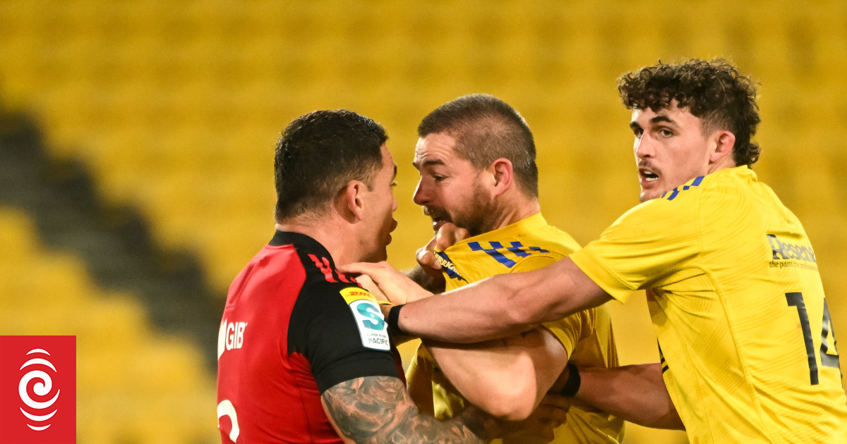 Super Rugby: Colesy keeps it real with brilliant gamesmanship | RNZ News