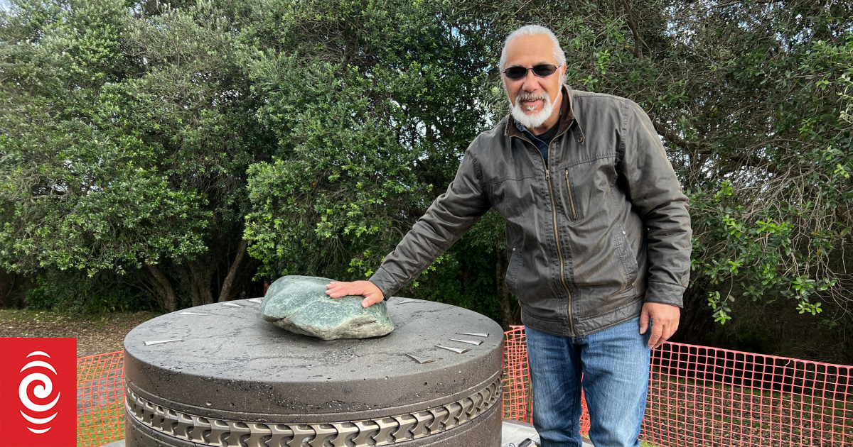 Renovation of Tauranga kapehu - star compass | RNZ