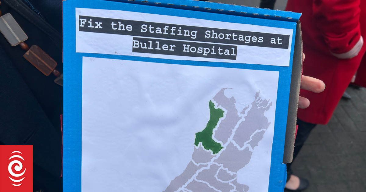 Patient Voice Aotearoa delivers petition to Parliament to fix Buller ...