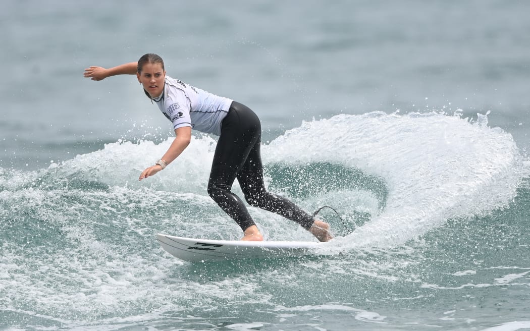 How late father inspired new Olympics surfer | RNZ News