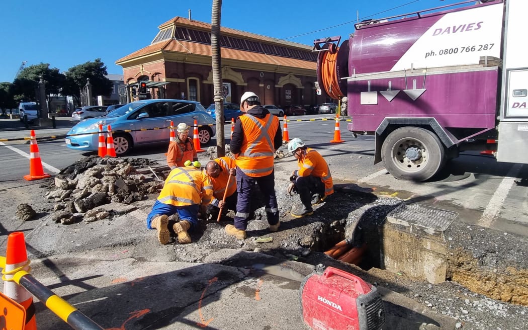 Funding a sticking point as Wellington Water plans fix of 1000 leaks ...