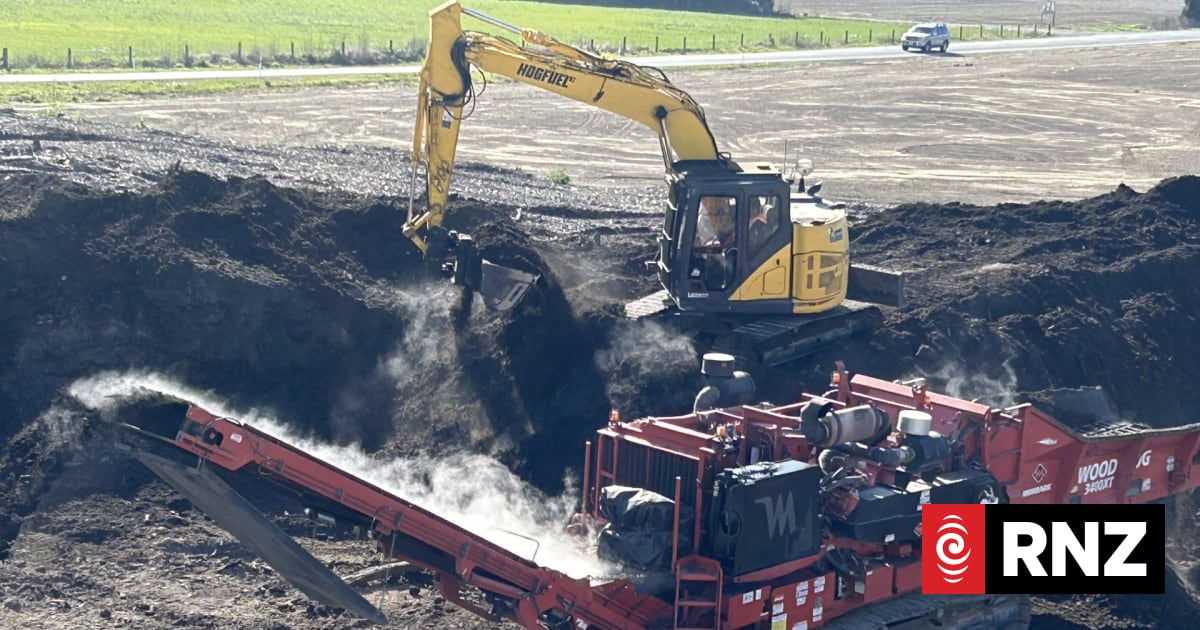 Businessman who bought red zone land asked to leave a month later | RNZ