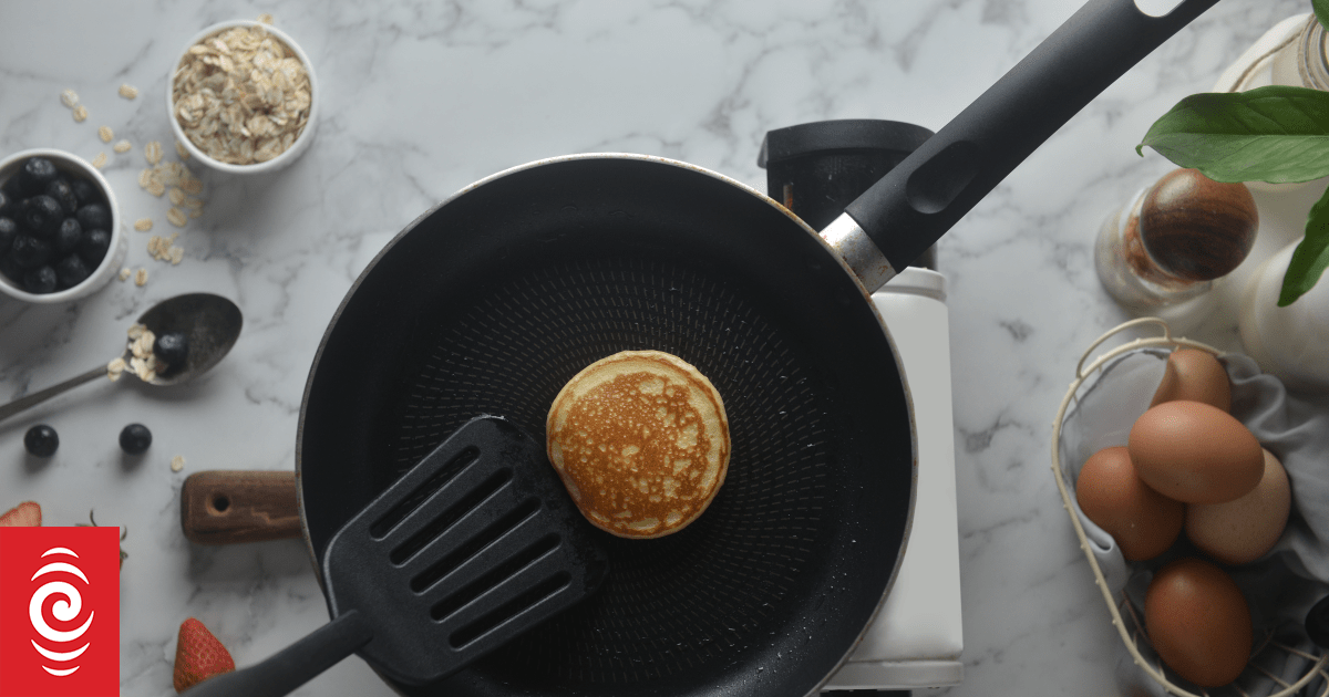 Why you may need to put your black spatula in the bin | RNZ News