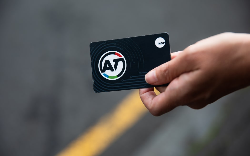 Auckland Transport systems ready for public transport discount | RNZ News