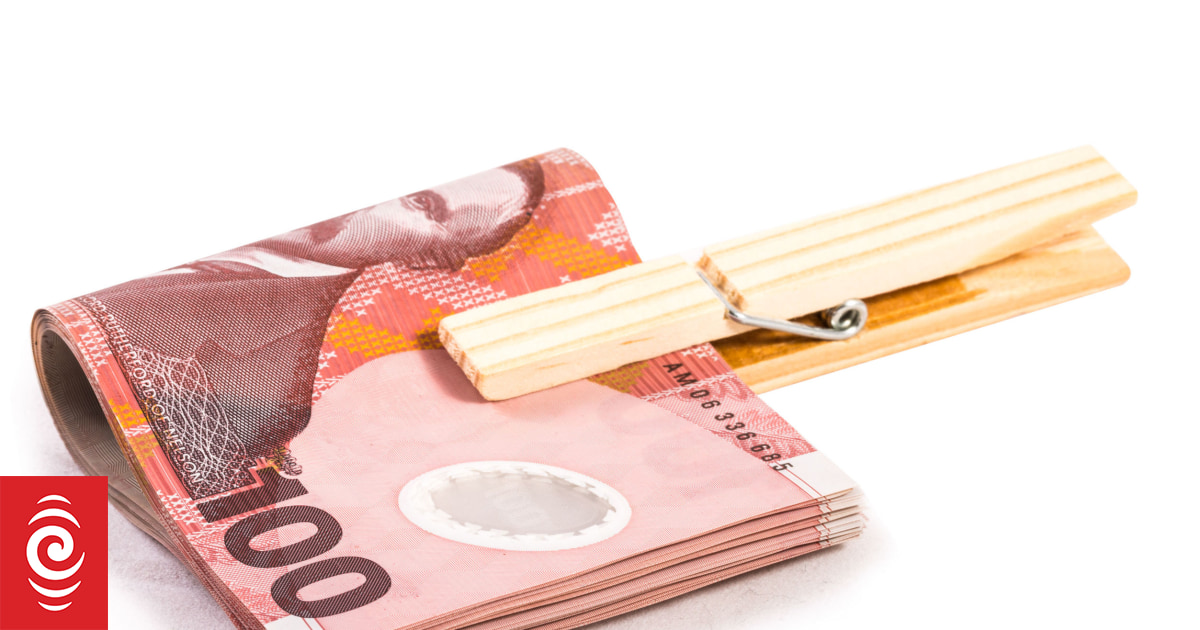 Cash is not dead | RNZ