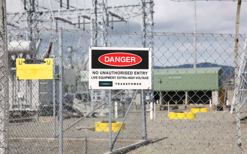 Thousands plunged into darkness in Napier | RNZ