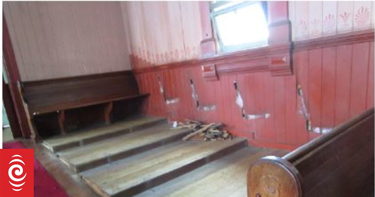 Missing pew mystery solved | RNZ News