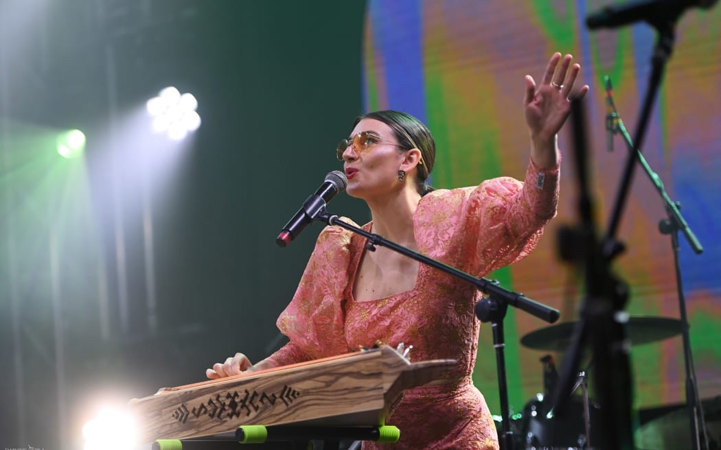 Folk singing jazz | RNZ