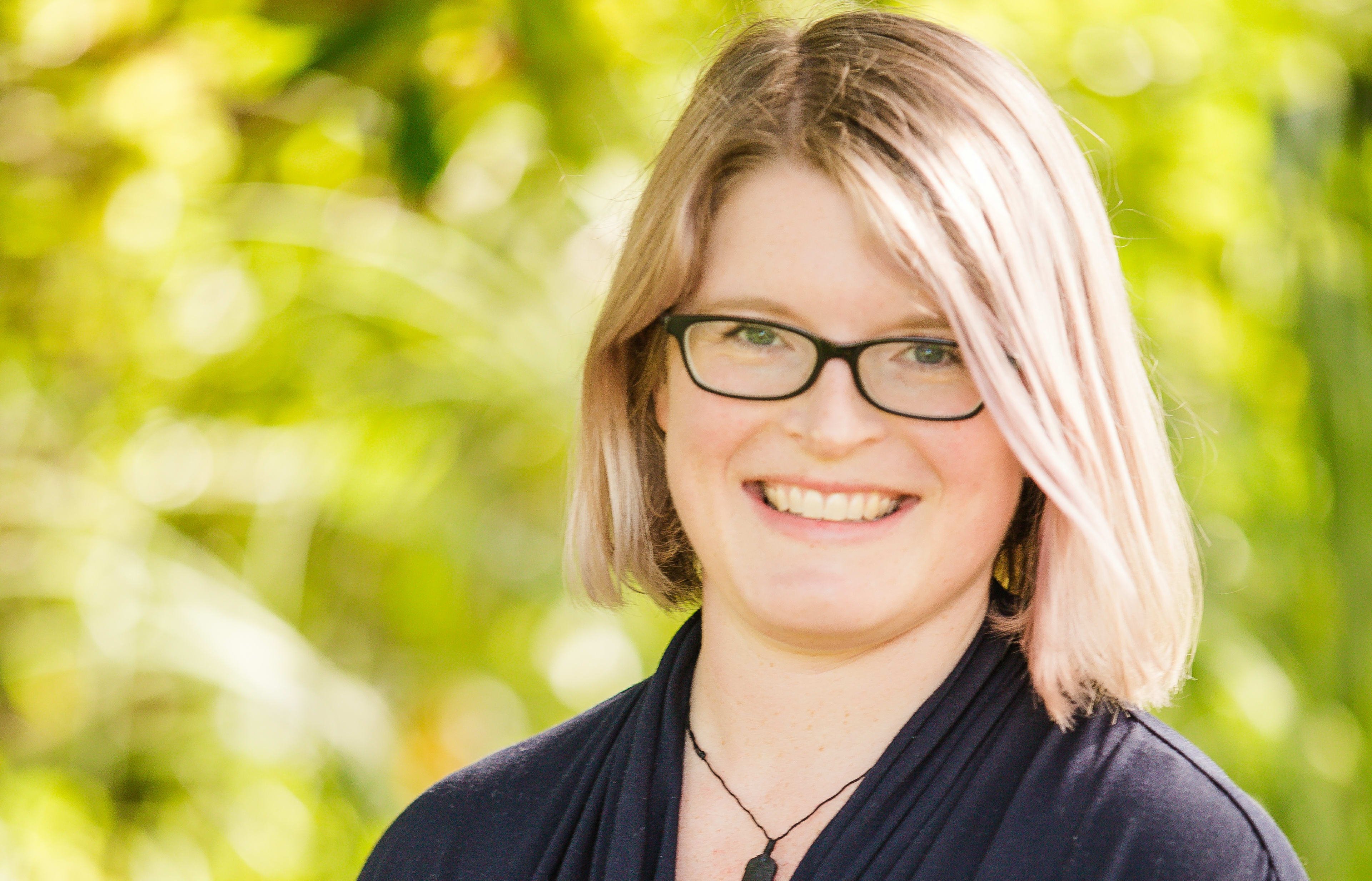 Holly Walker - The Whole Intimate Mess | RNZ