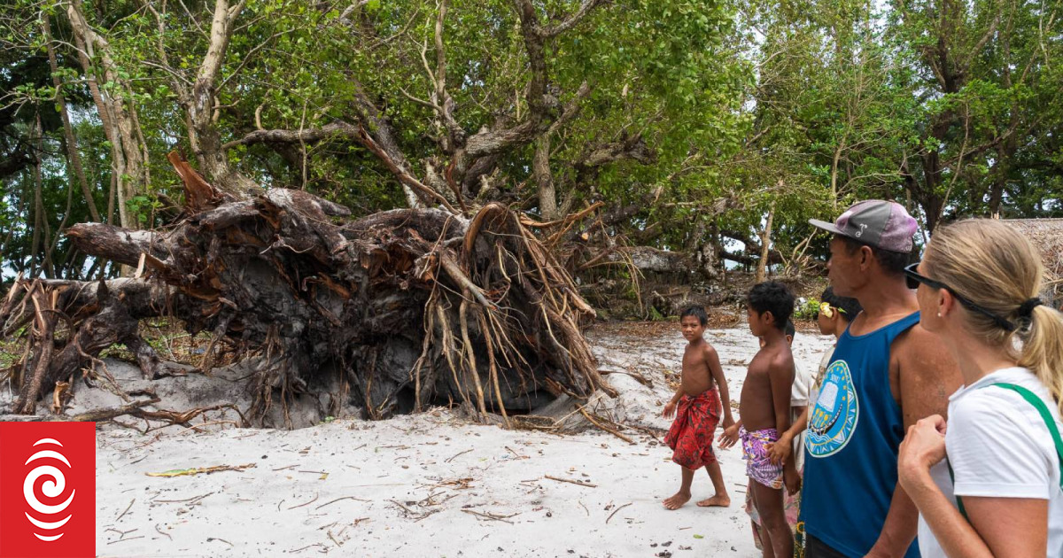 Fears of 'mass starvation' in Solomon Islands' Tikopia after Cyclone ...