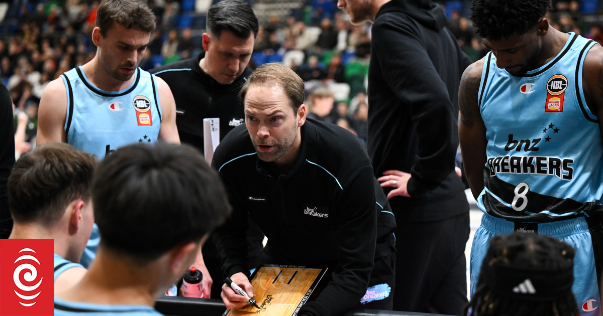 Basketball: No room for 'weak links' for champ-chasing Breakers | RNZ News