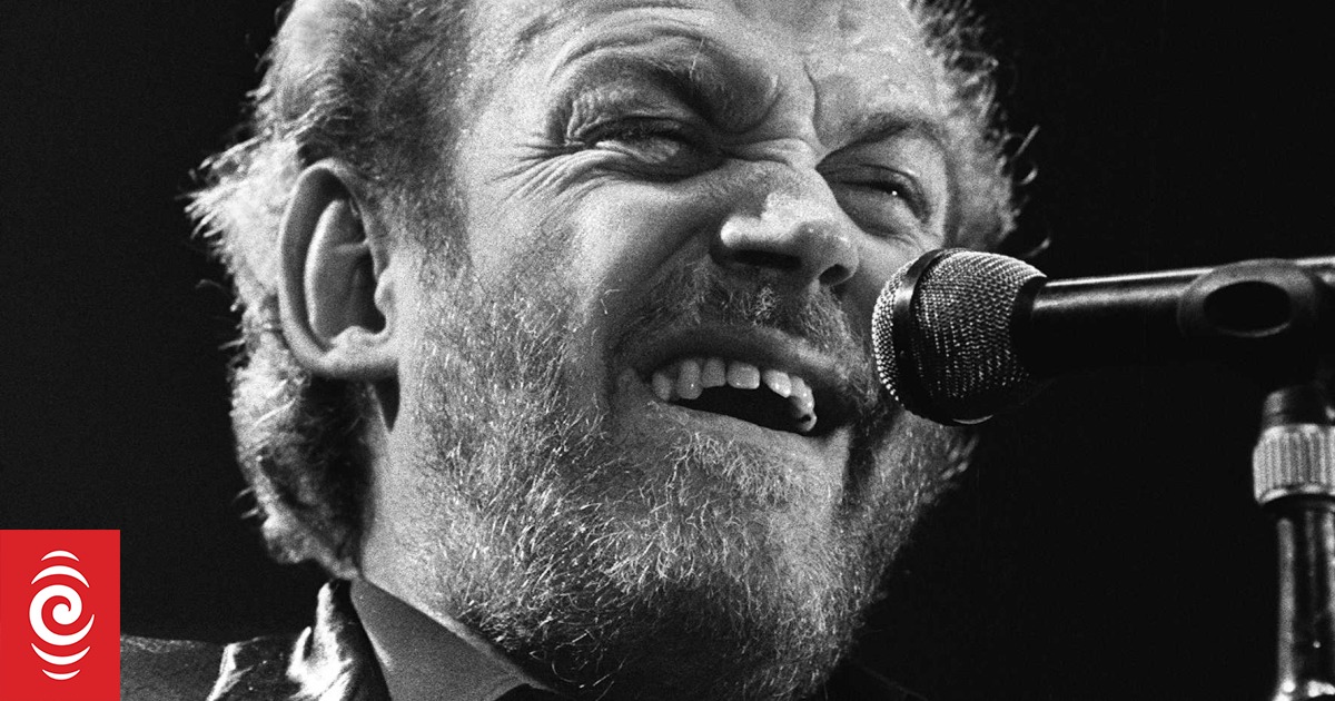 Tributes pour in for Joe Cocker | RNZ News