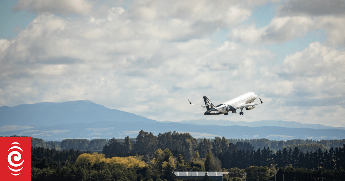 Engineering issue forces Air NZ plane back to Christchurch | RNZ News
