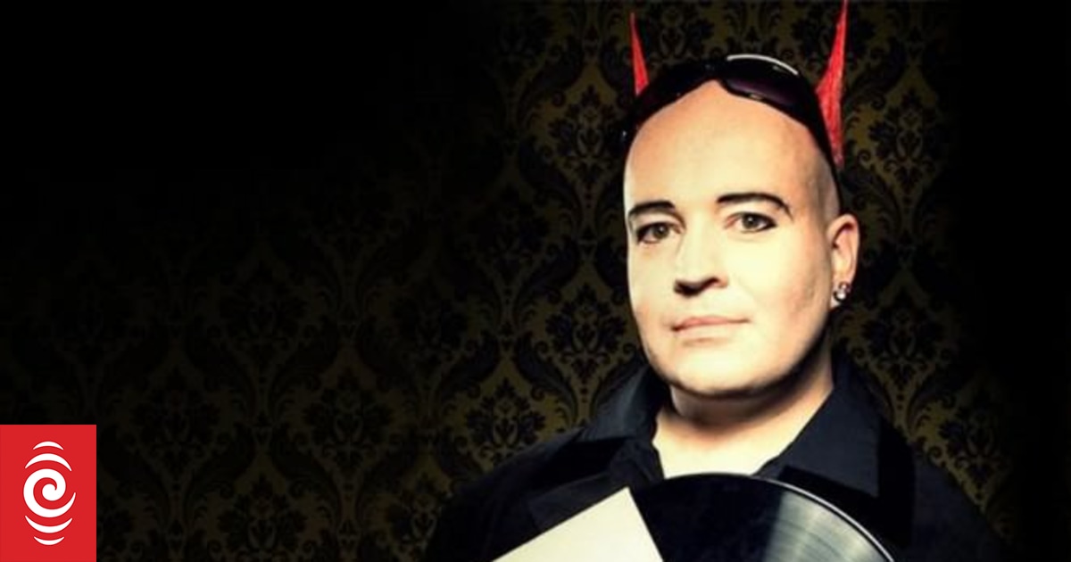 Musical Obsessions: Simon Price on Manic Street Preachers | RNZ