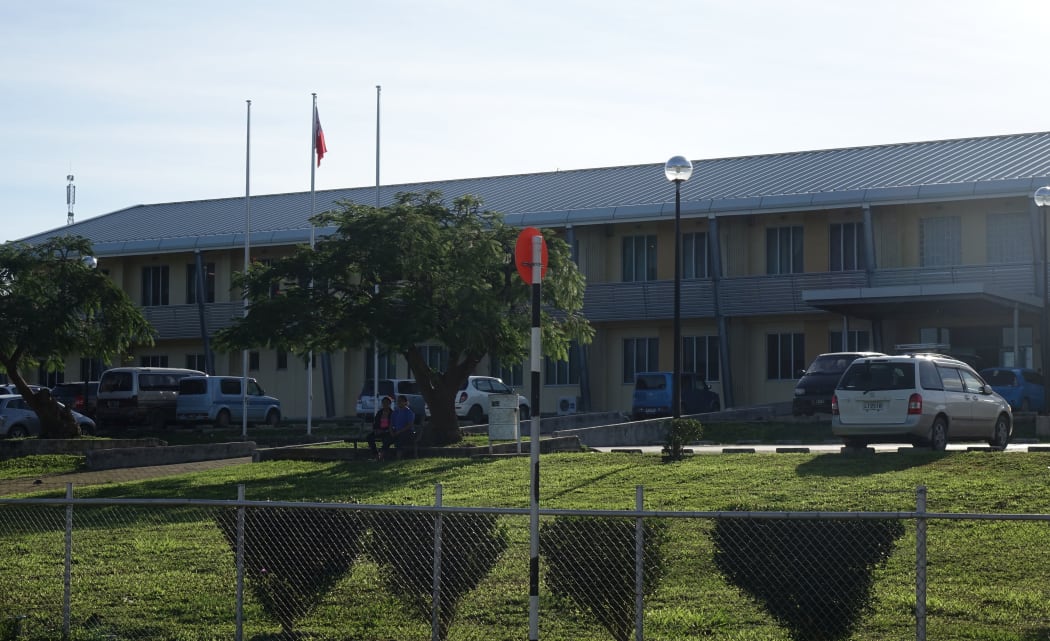 Historic pacemaker surgeries done in Tonga | RNZ News