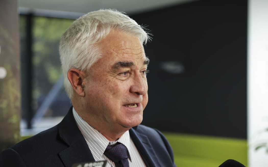 Tauranga by-election: Runner-up ex-mayor congratulates winner Mahé ...