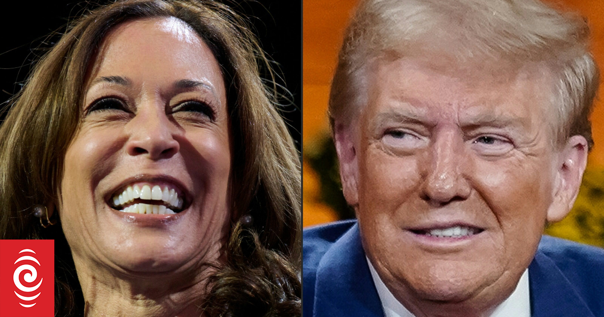 Trump pulls security clearances for Kamala Harris, Hillary Clinton ...