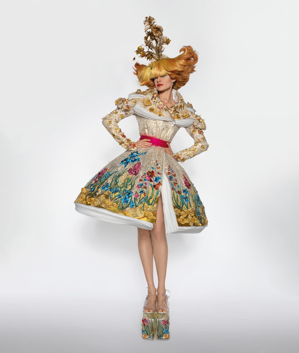 Renowned Chinese haute couture designer Guo Pei in Aotearoa | RNZ