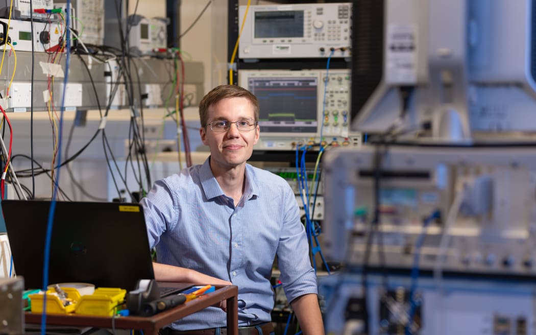 Laser focused: award winning physicist Dr Miro Erkintalo | RNZ
