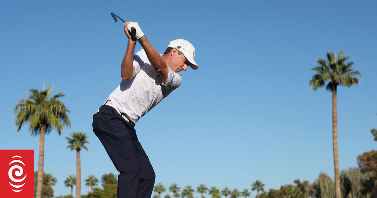 Golf: Steven Alker second, Lydia Ko and Ryan Fox off the pace | RNZ News