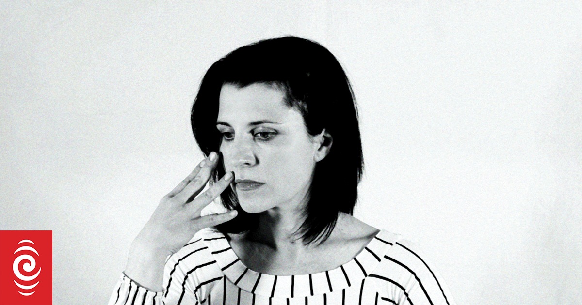 VIDEO PEMIERE: Kate Owen - ‘Lullaby’ | RNZ