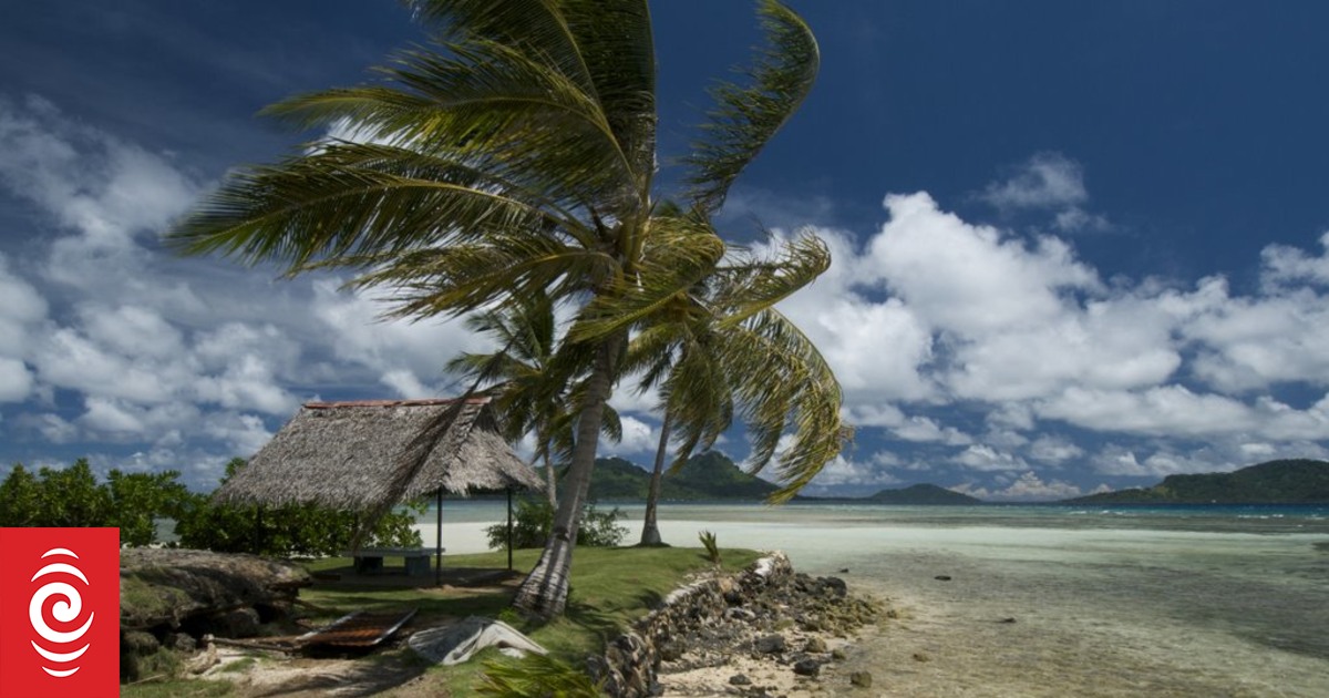 Air link woes are barriers for FSM tourism - Christian | RNZ News