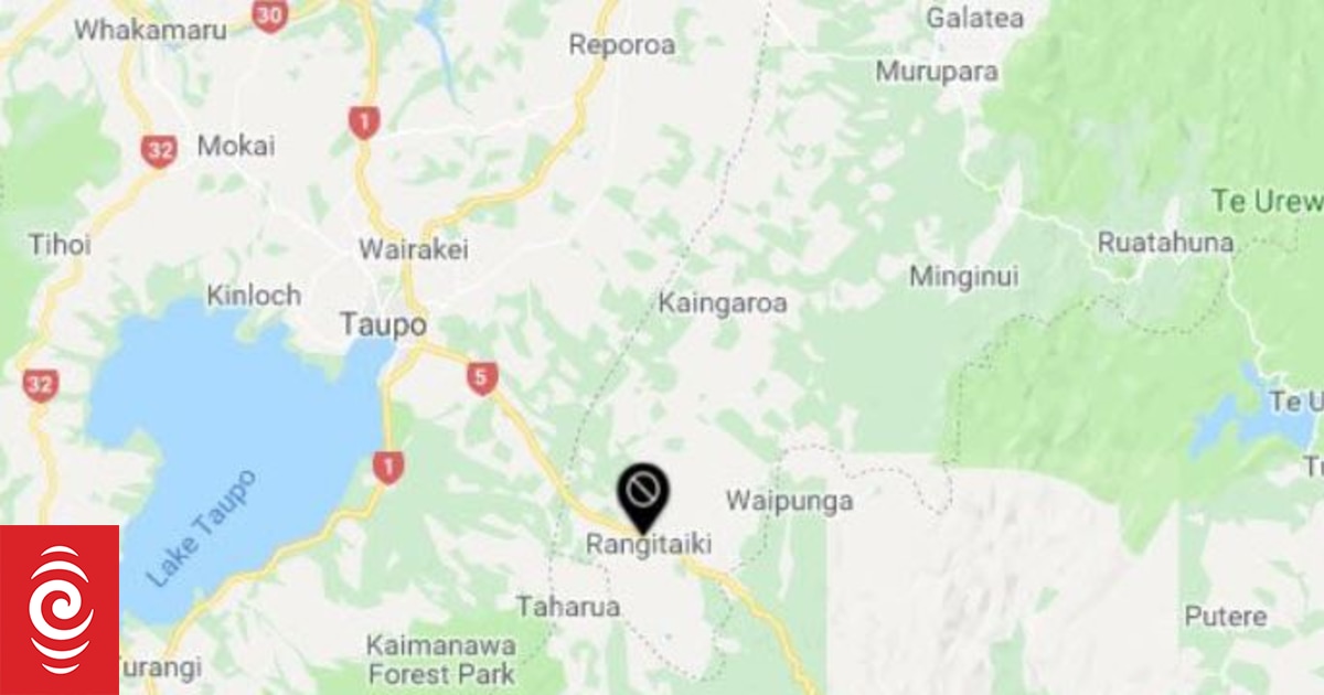 Two helicopters attend scene of serious crash on SH5 | RNZ News