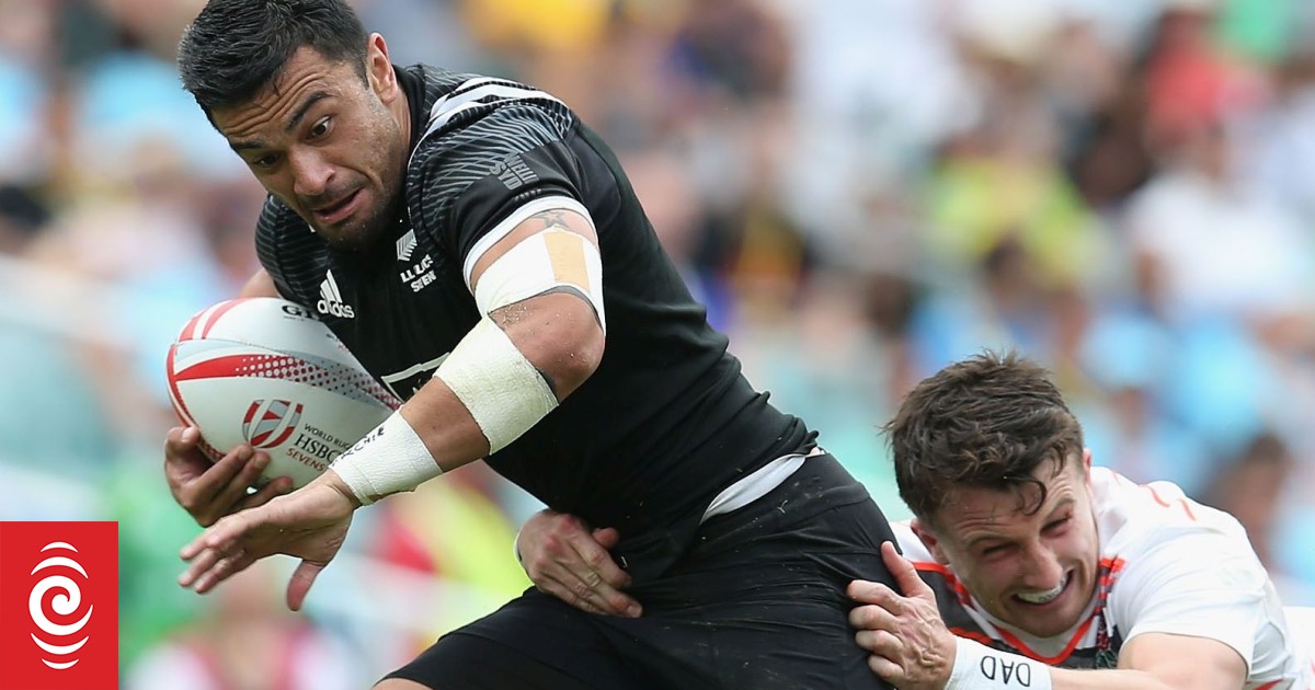 Sevens stalwart Stowers steps aside | RNZ News